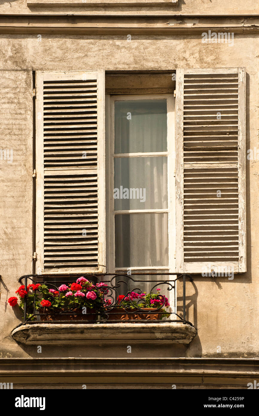 Paris in shutters hi-res stock photography and images - Alamy