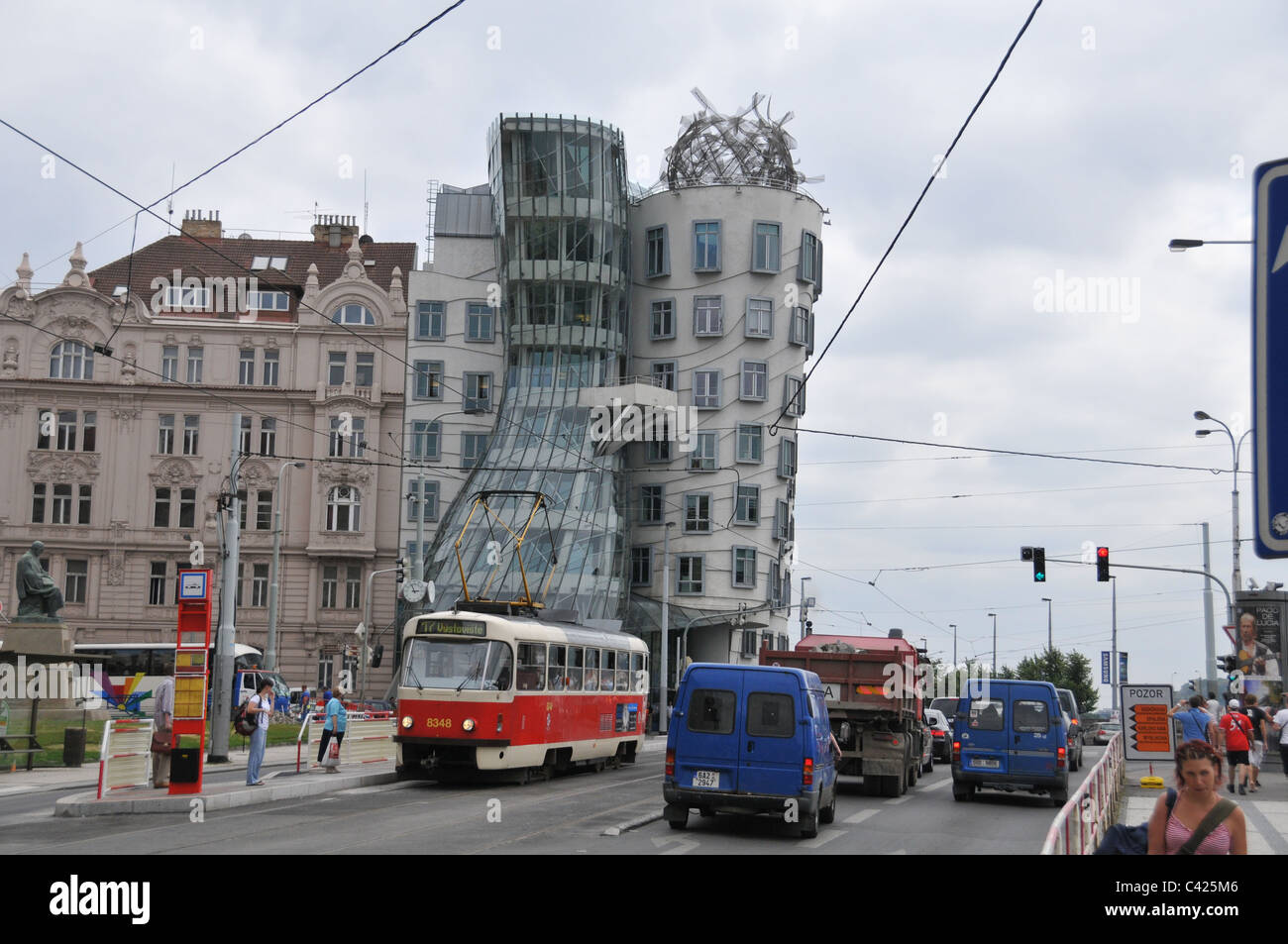 Dancing Building in Prague Stock Photo - Alamy