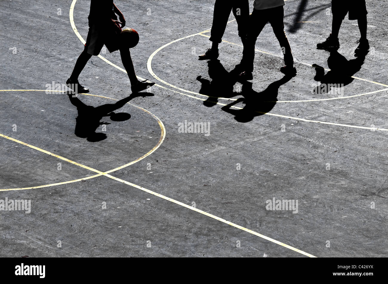 Basketball Players Silhouettes High Resolution Stock Photography and ...