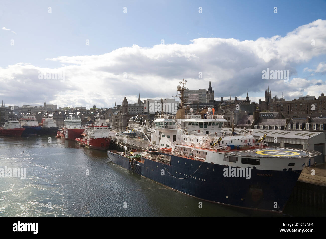 Aberdeen Harbour Vessels In Port – IDSQ
