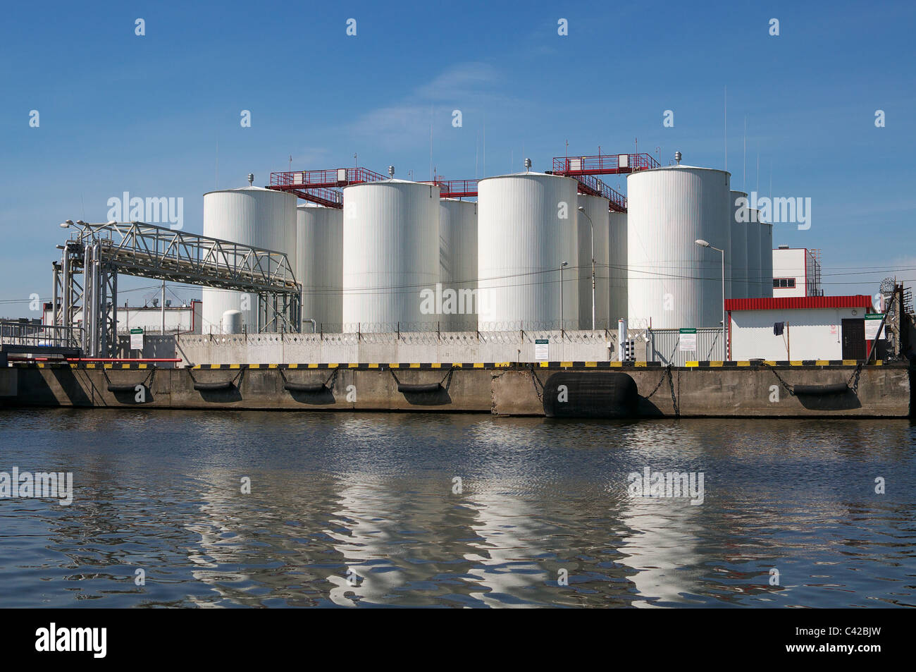 Cistern white hi-res stock photography and images - Alamy