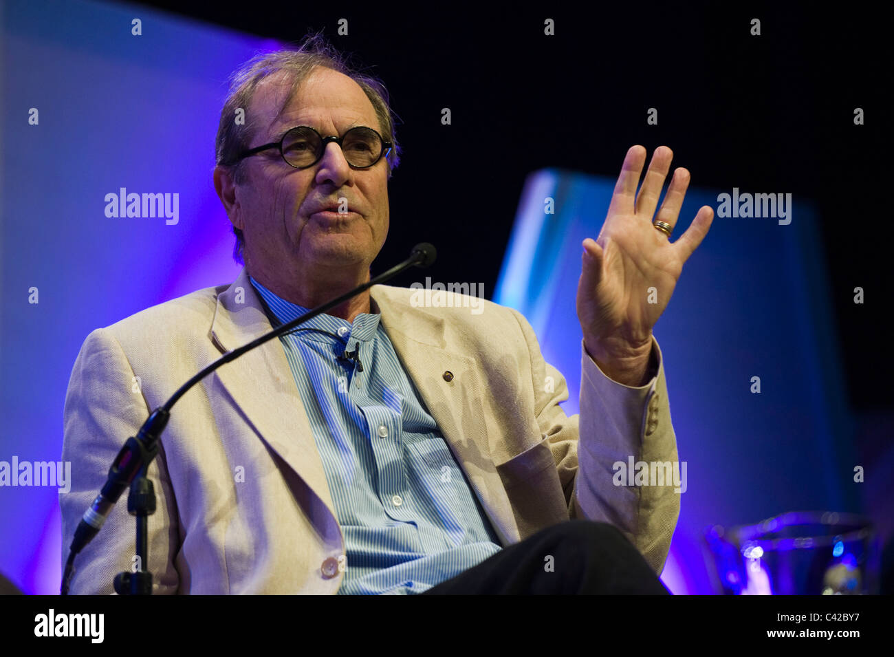 American travel writer and novelist paul theroux hi-res stock ...