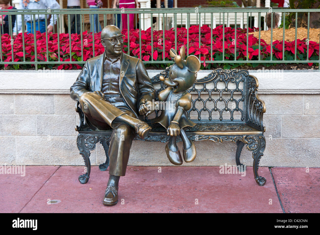 Roy Disney and Minnie Mouse in the Sharing the Magic statue at the ...