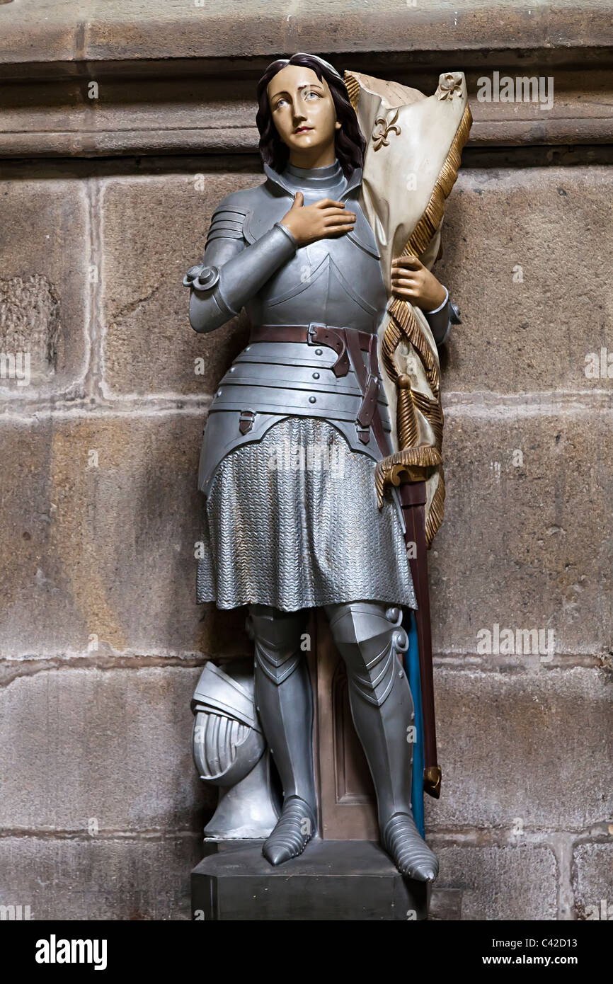 Helen of Campagne in armour 14th century Limoges Cathedral (Cathédrale ...