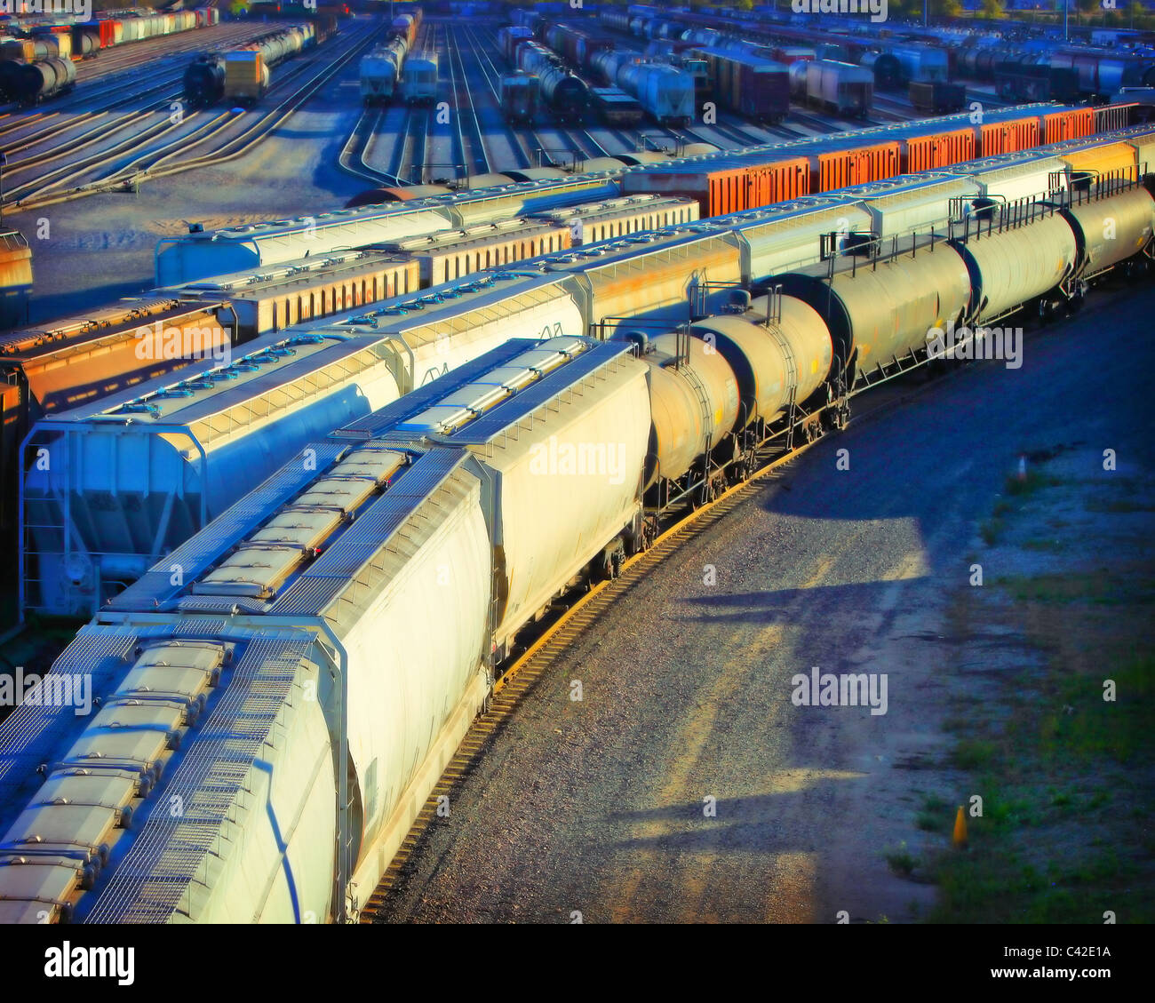 Railyard boxcar hi-res stock photography and images - Alamy