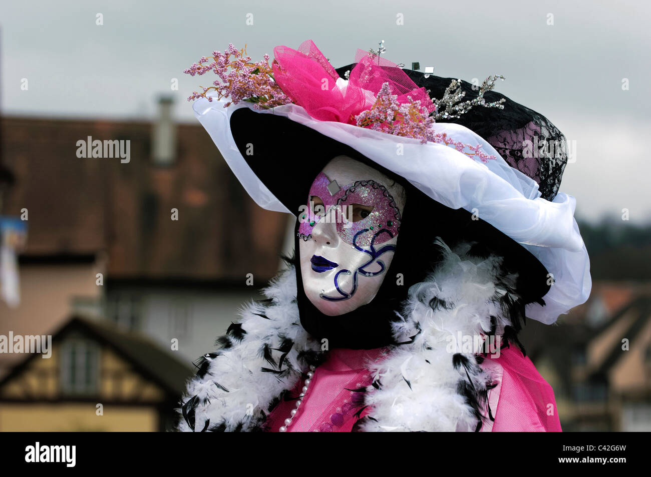 Venetian Carnival Mask - A portrait of one of the most beautiful masks ...
