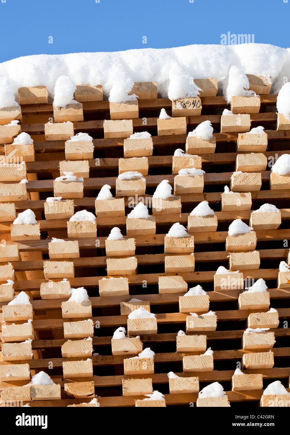 2x4 board stack hi-res stock photography and images - Alamy