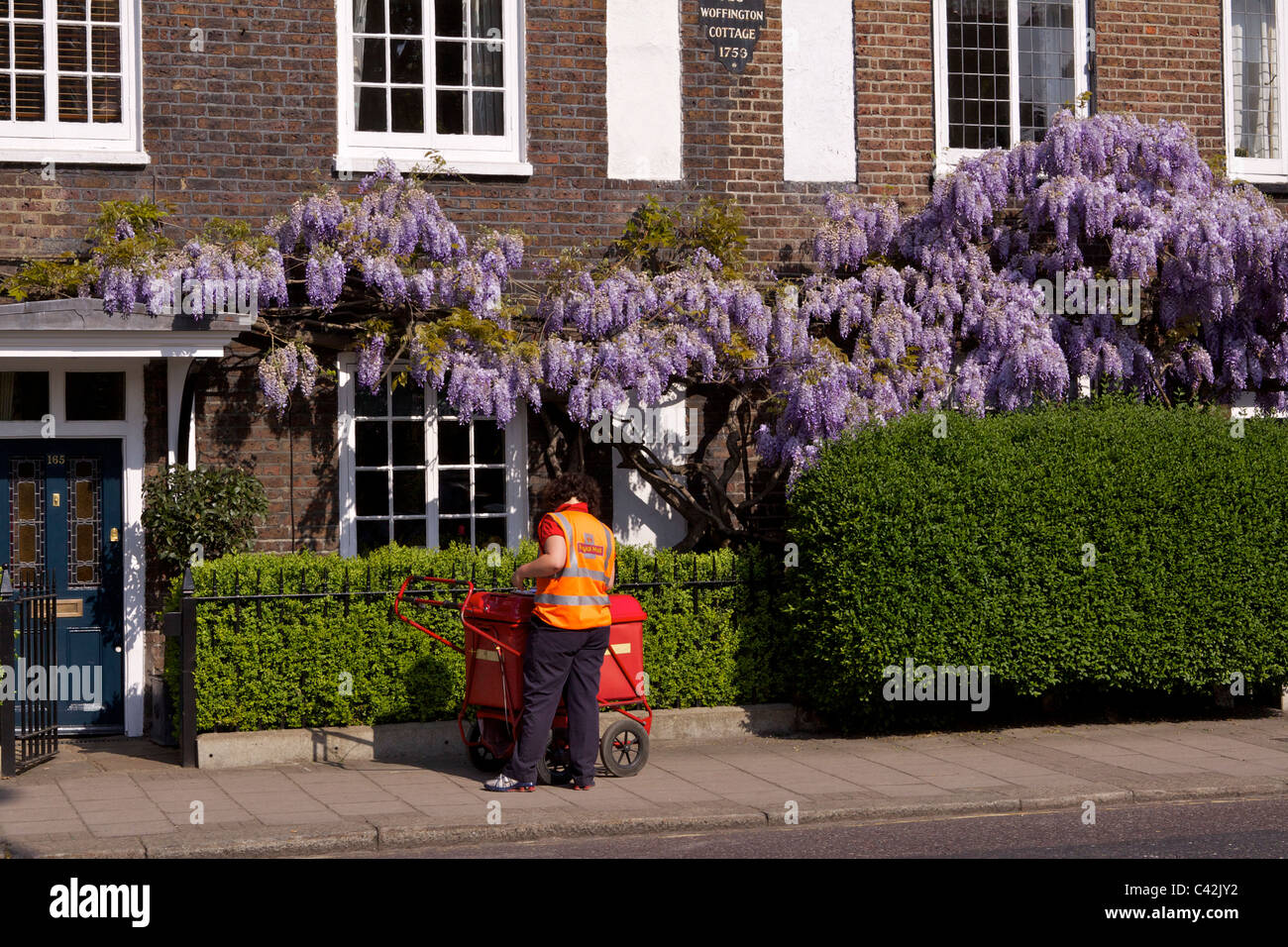 Postman cart trolley hi-res stock photography and images - Alamy