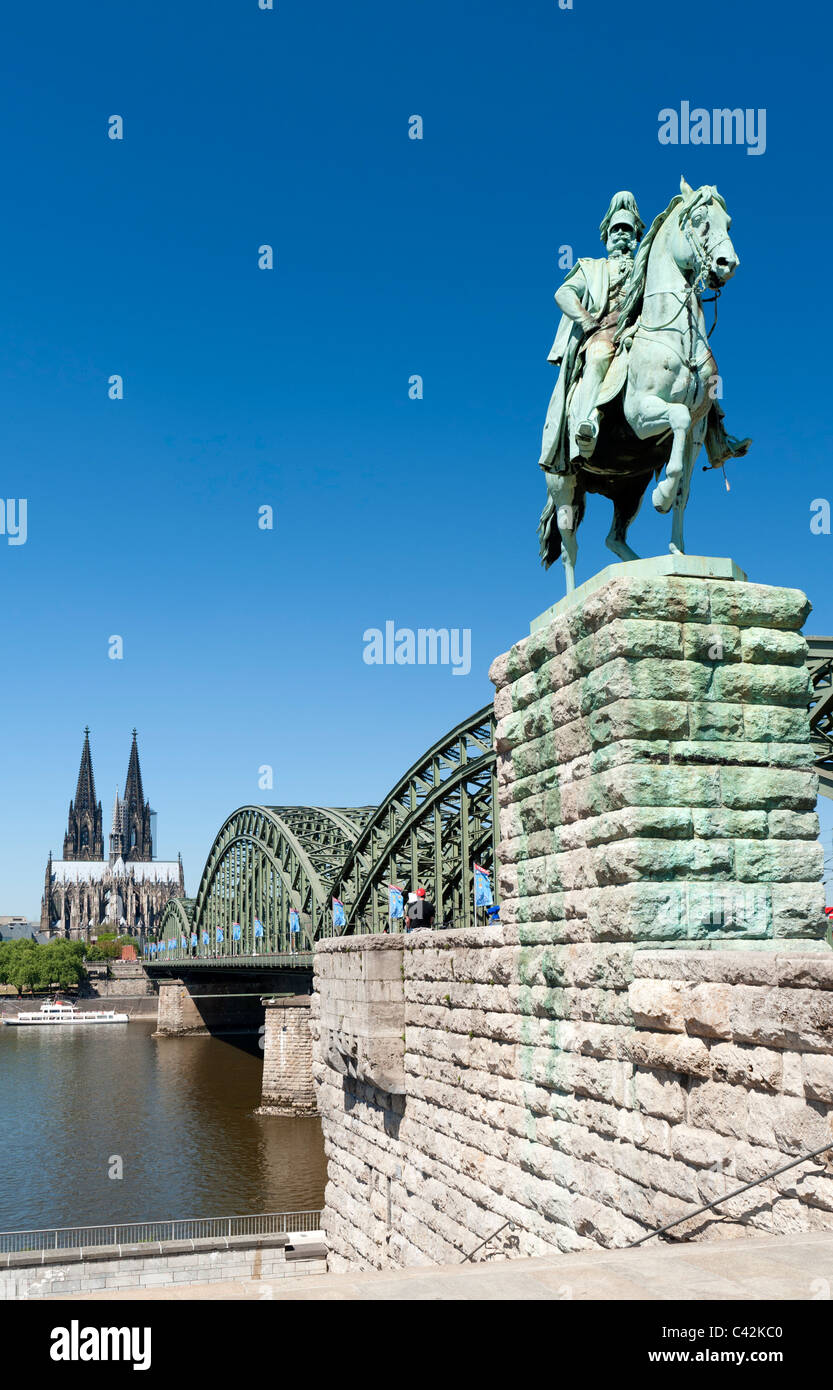 Europe germany cologne statue hi-res stock photography and images - Alamy