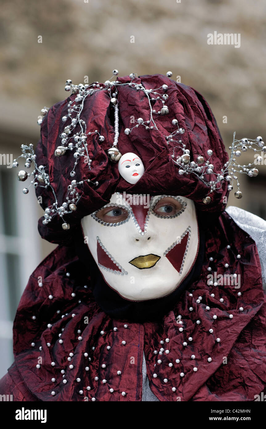 Venetian Carnival Mask - A portrait of one of the most beautiful masks ...