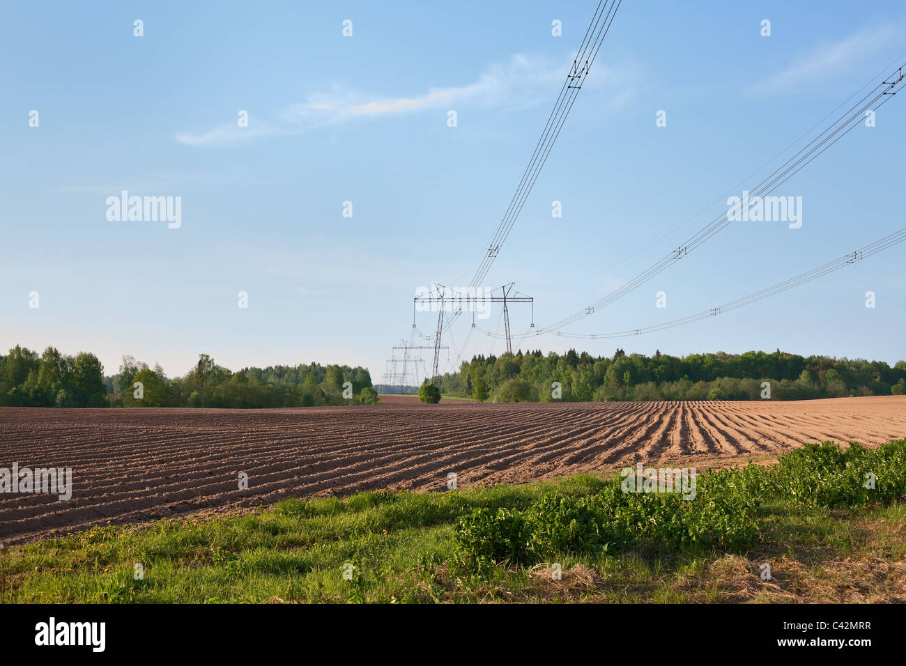 Leasing Out Land Under Power Lines? – RUAUE