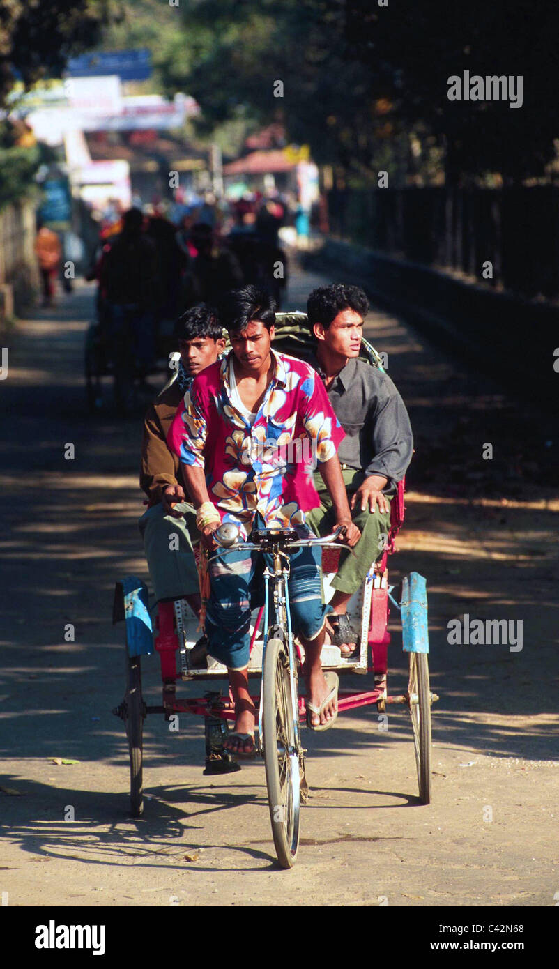 Bicycle rickshaw in Sylhet, Bangladesh Stock Photo - Alamy