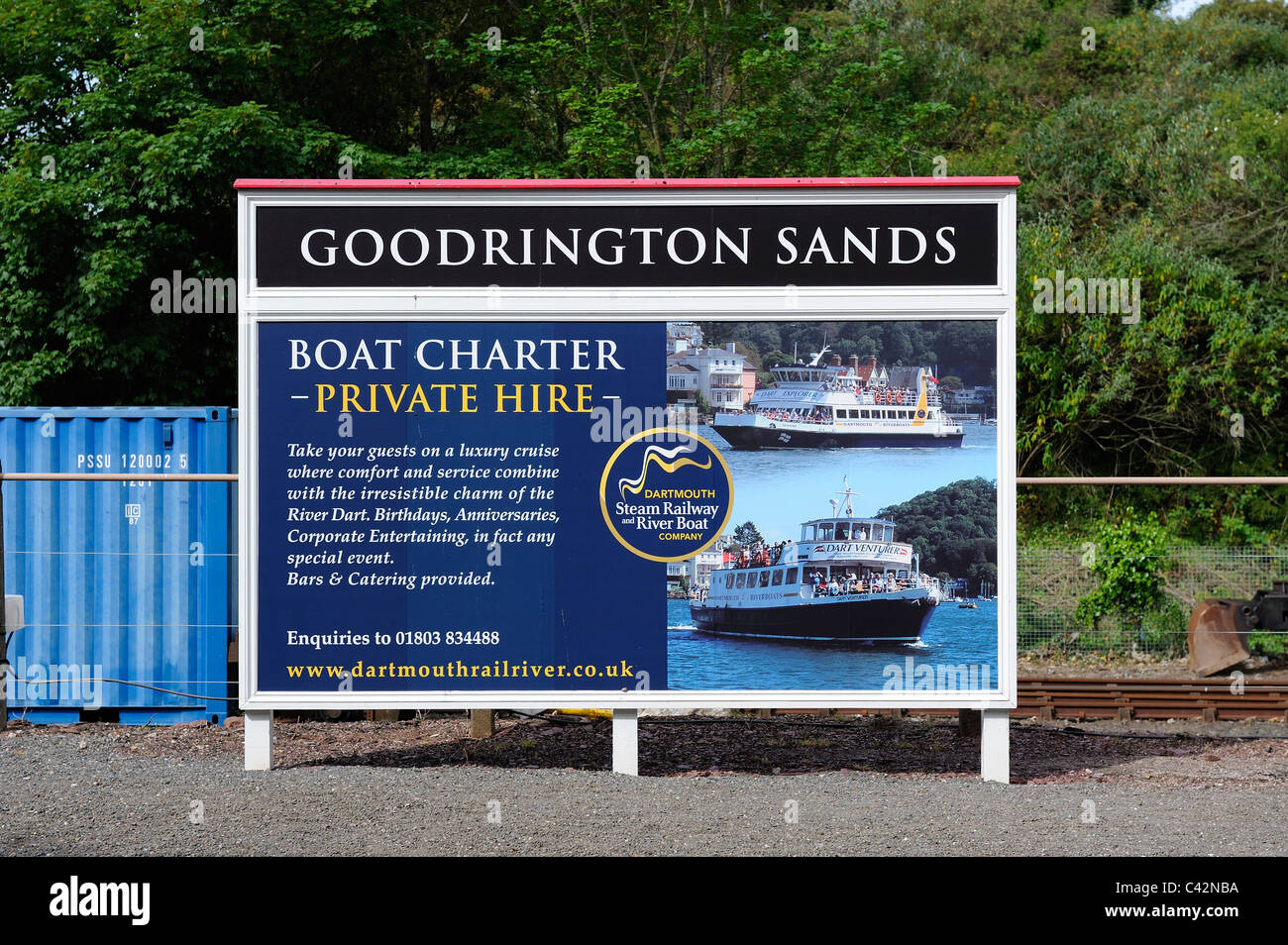 Goodrington sands railway station hi-res stock photography and images ...