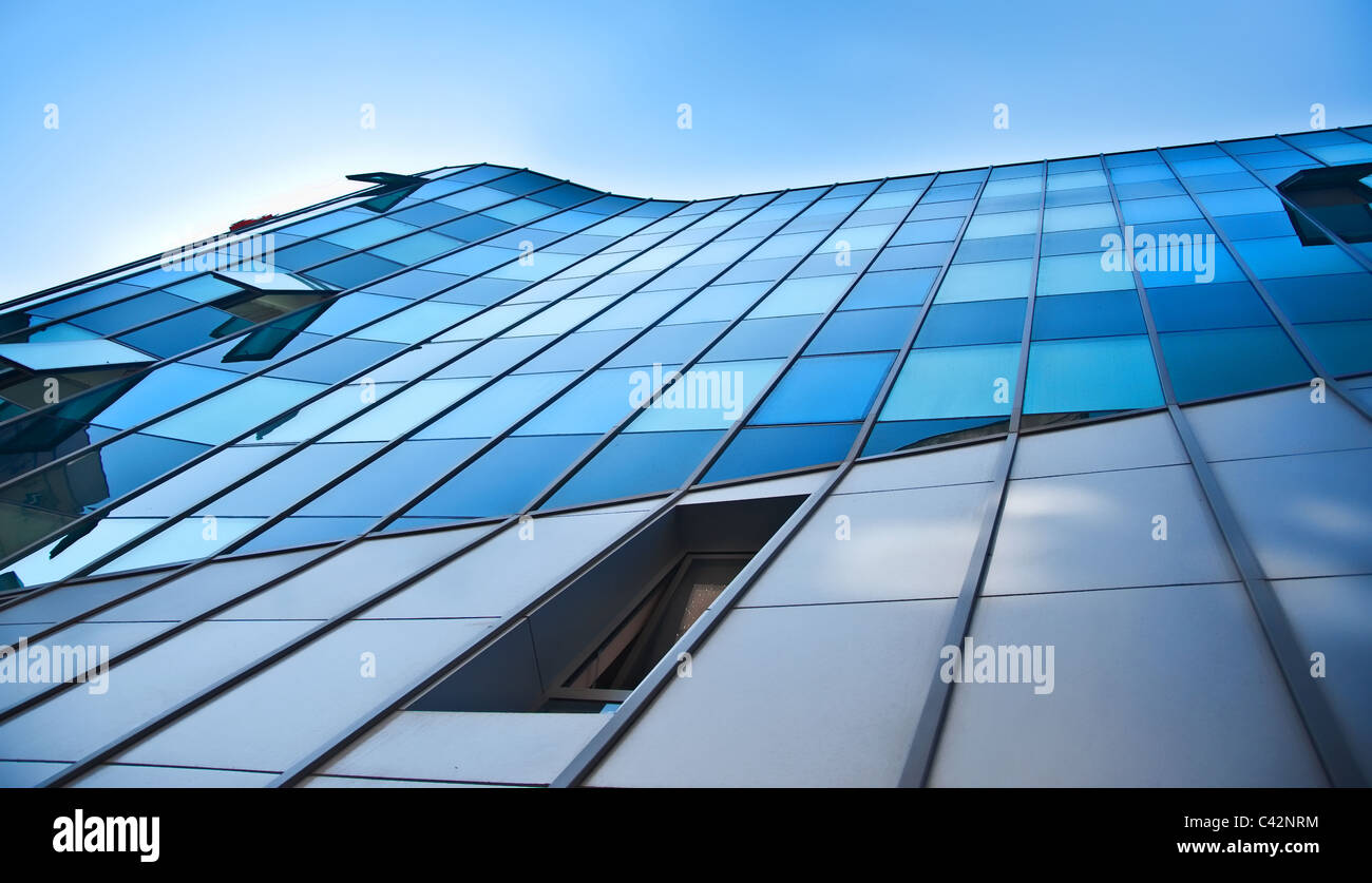 Angled modern architecture structure hi-res stock photography and ...