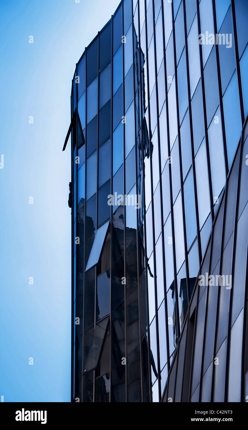 Angled glass wall hi-res stock photography and images - Alamy