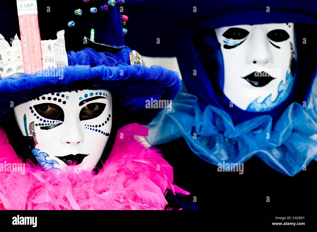 Venetian Carnival Mask - A portrait of one of the most beautiful masks ...