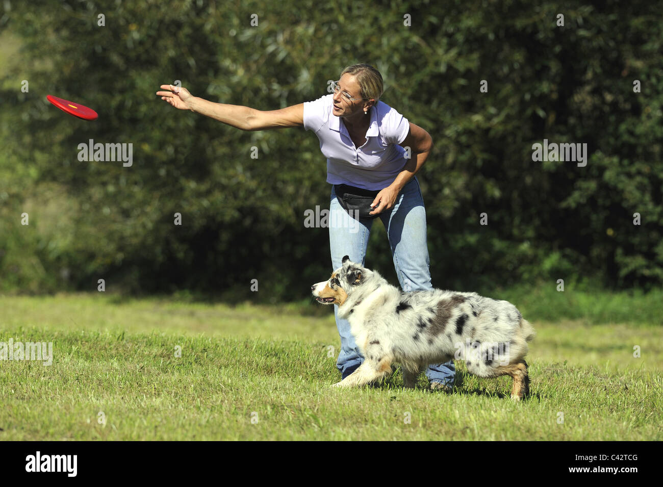 Aussie playing hi-res stock photography and images - Alamy