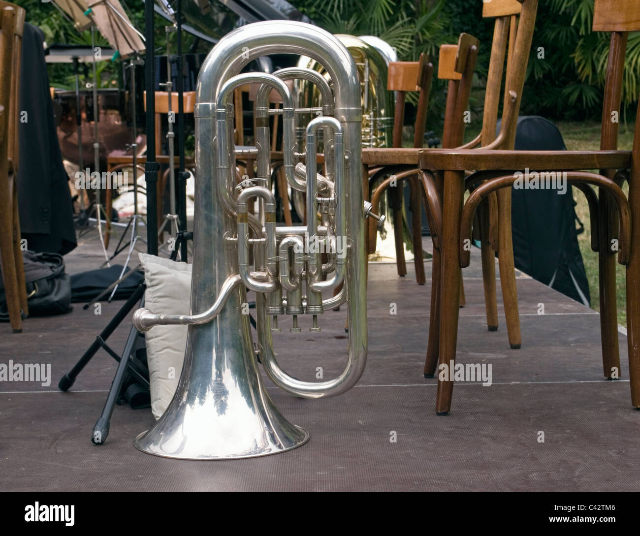 Silver tuba hi-res stock photography and images - Alamy