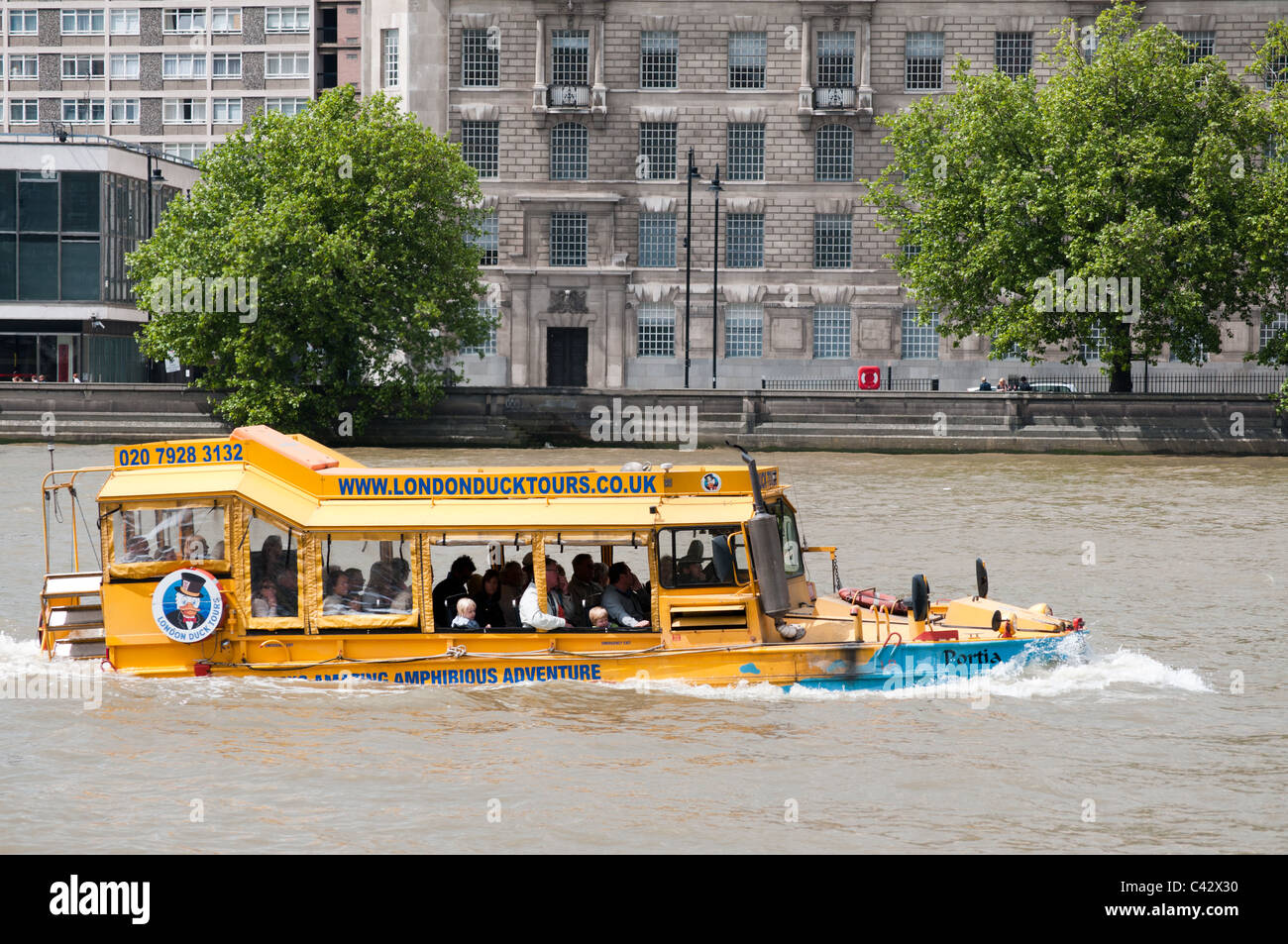 Duck Tour amphibian bus on Thames Stock Photo - Alamy