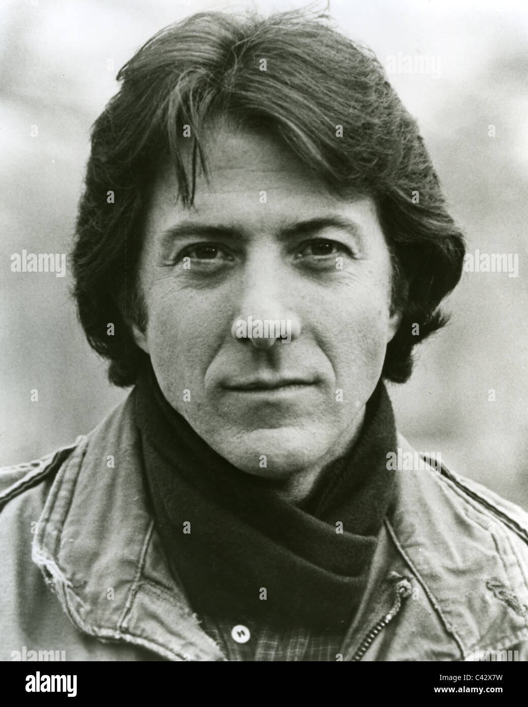 DUSTIN HOFFMAN US actor about 1975 Stock Photo - Alamy DUSTIN HOFFMAN US actor about 1975 Stock Photo - Alamy