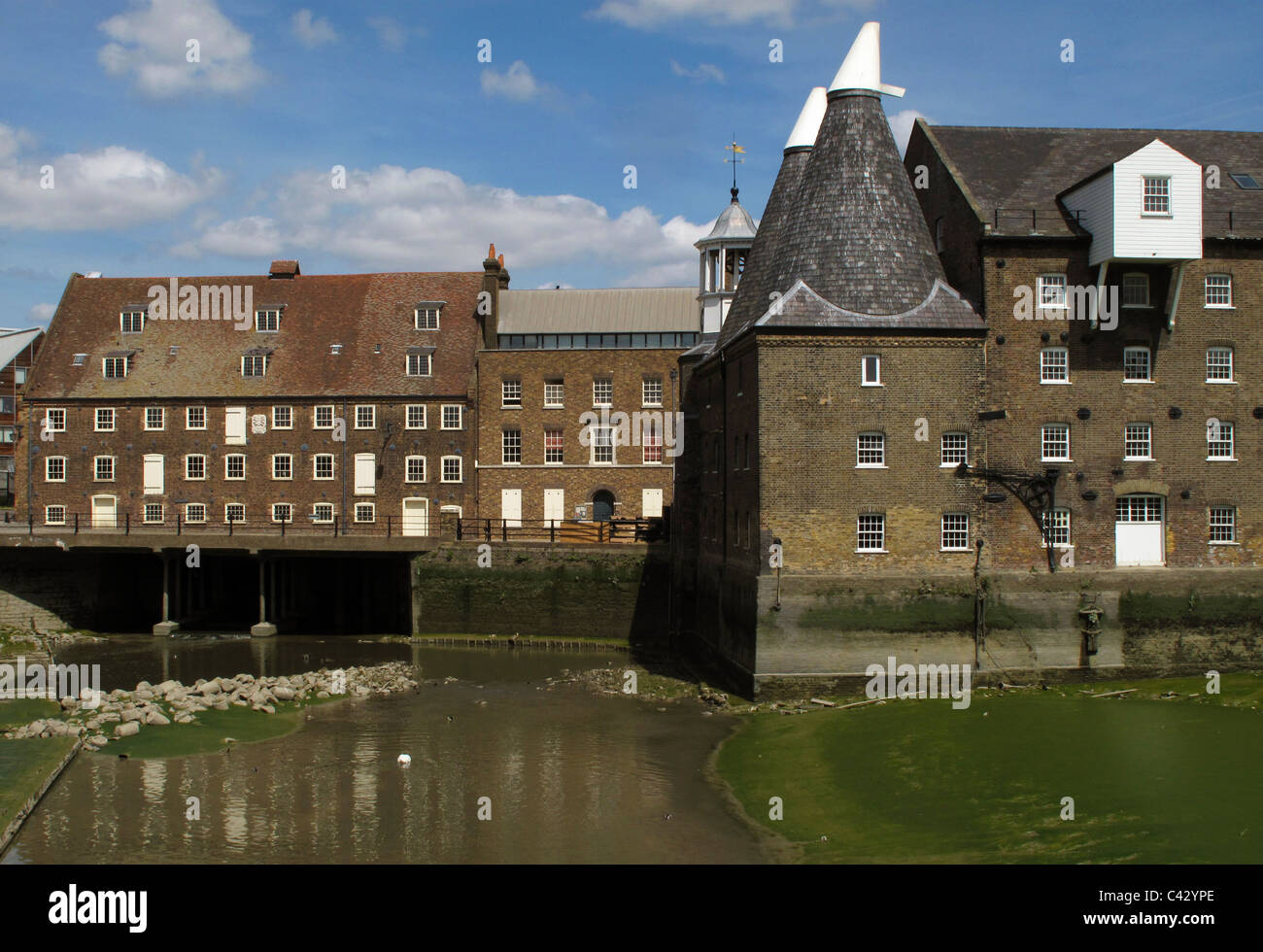 Three mills river hi-res stock photography and images - Alamy
