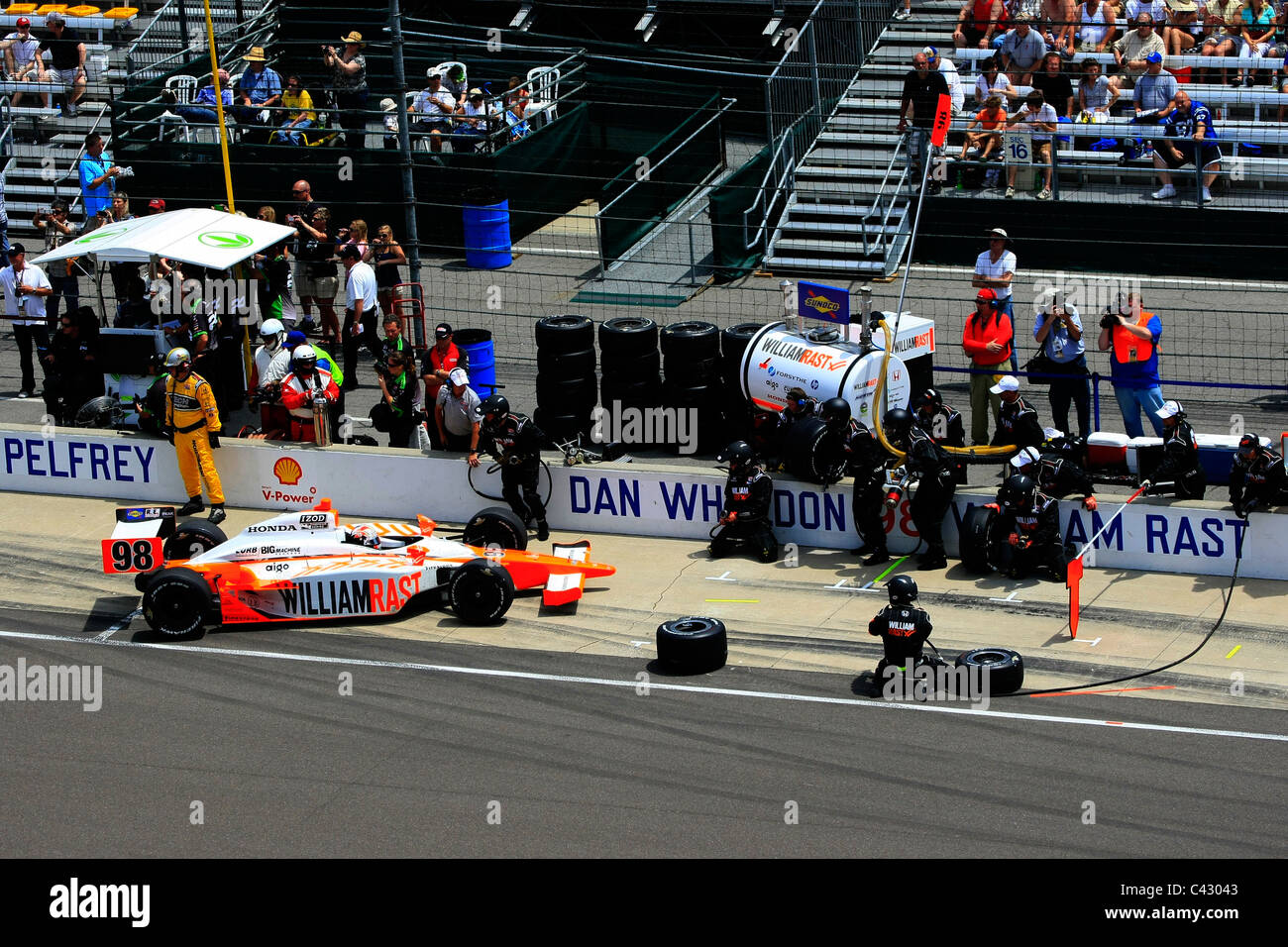 Pit 500 hi-res stock photography and images - Alamy