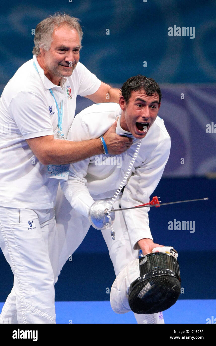 Mens individual epee hi-res stock photography and images - Alamy