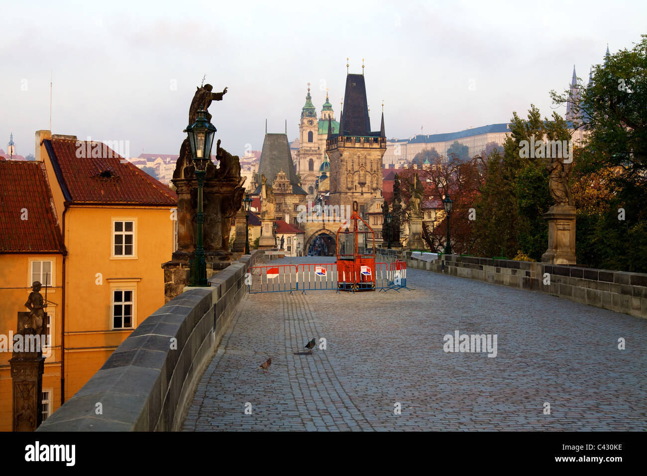 Charles Bridge in Prague Stock Photo - Alamy