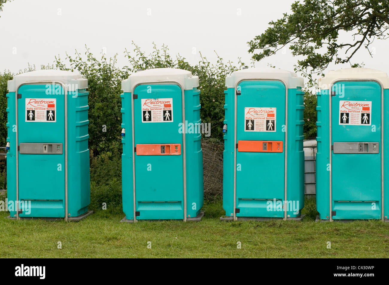 portable toilet toilets loo loosjohnjohns event facilities waste ...