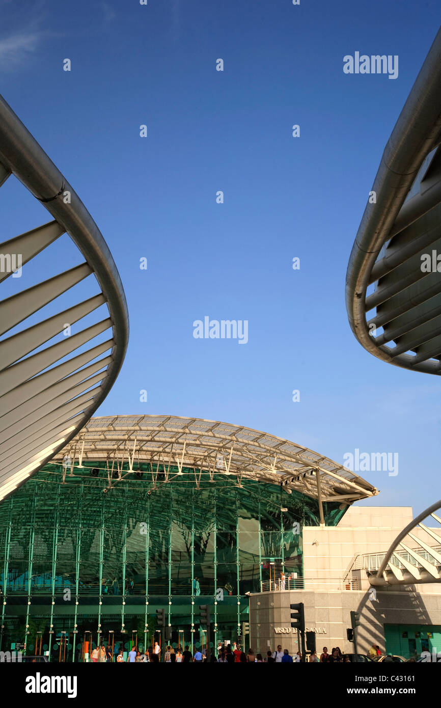 Oriente Railway Station (Gare do Oriente), Parque das Naçoes, Lisbon ...