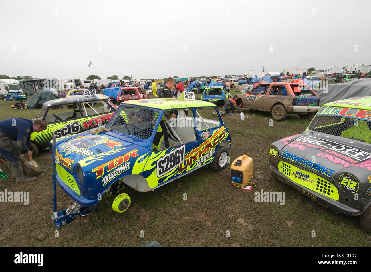 Grass track grasstrack hi-res stock photography and images - Alamy