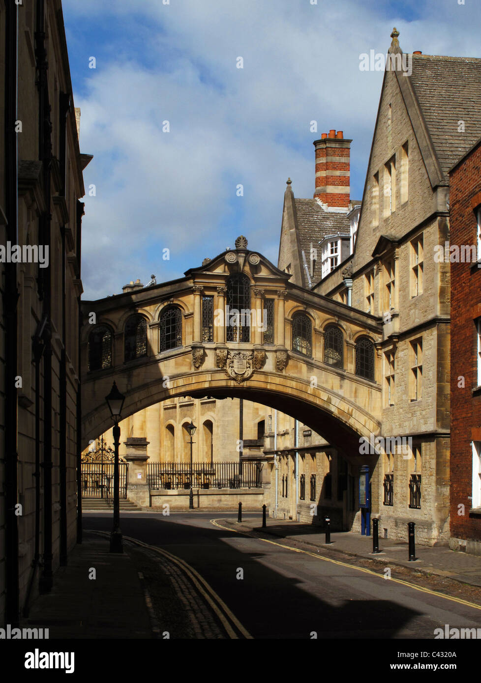 Bridge of Sighs, Hertford College, Oxford, England Stock Photo - Alamy