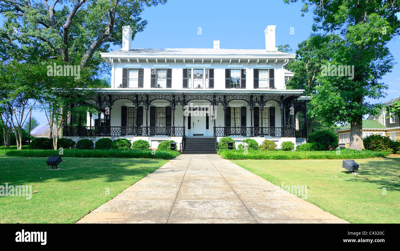 Antebellum Style Houses High Resolution Stock Photography and Images ...