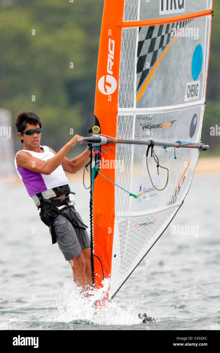 Michael Cheng of Hong Kong competing in Race 16 of the 2010 Singapore ...