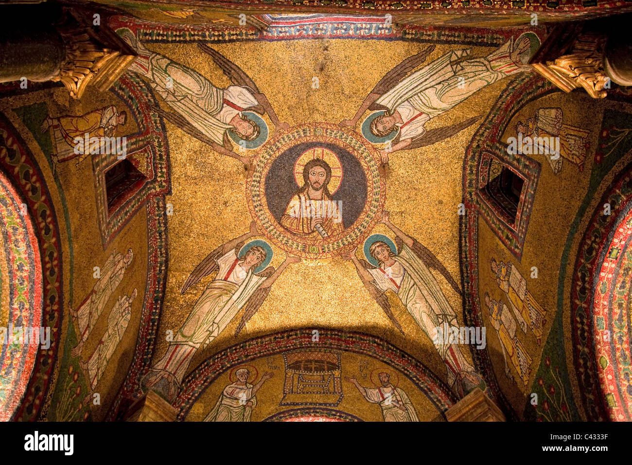 San zeno rome hi-res stock photography and images - Alamy