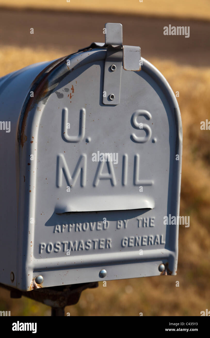 Us mail box hi-res stock photography and images - Alamy