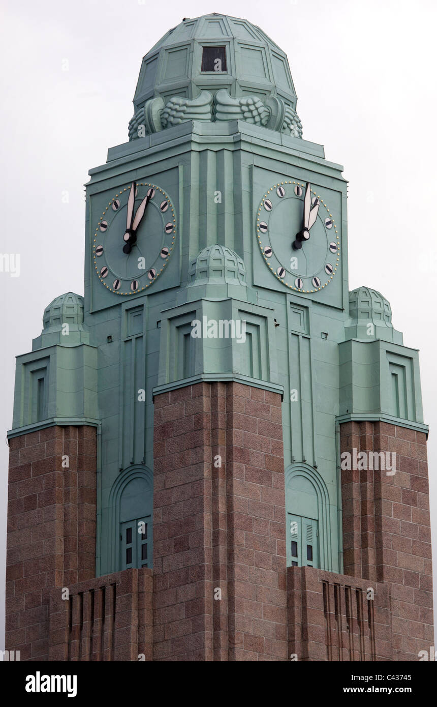 Station tower helsinki clock clock hi-res stock photography and images ...