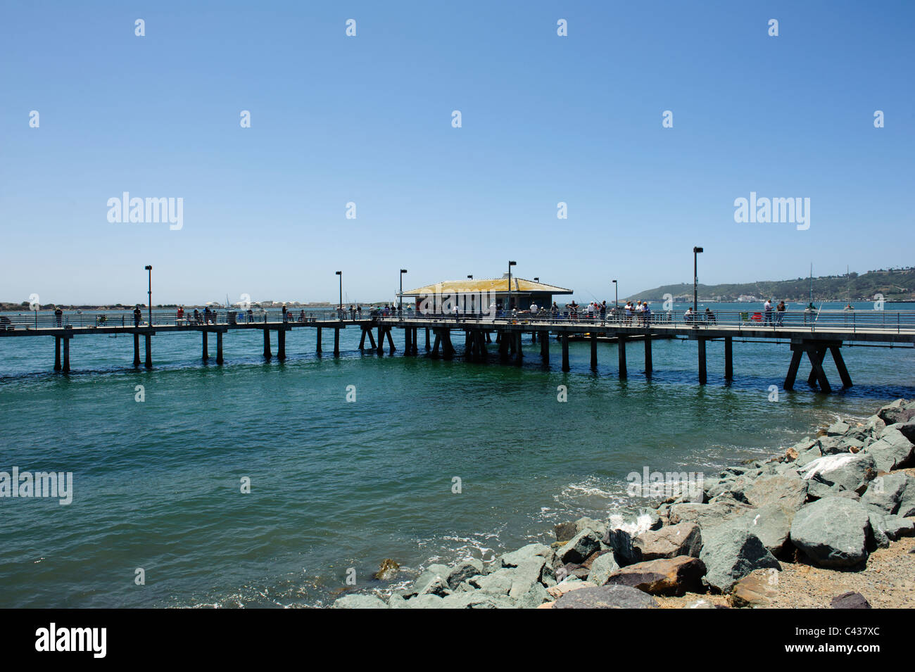 Island pier hi-res stock photography and images - Alamy