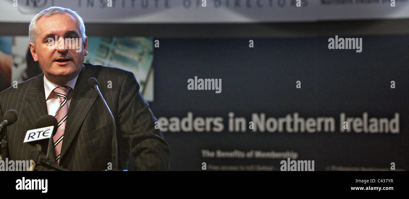Taoiseach (Irish Prime Minister) Bertie Ahern speaks to the business ...