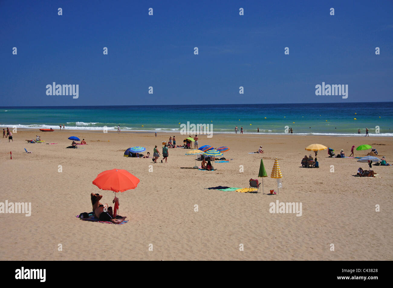 Luz beach portugal hi-res stock photography and images - Alamy