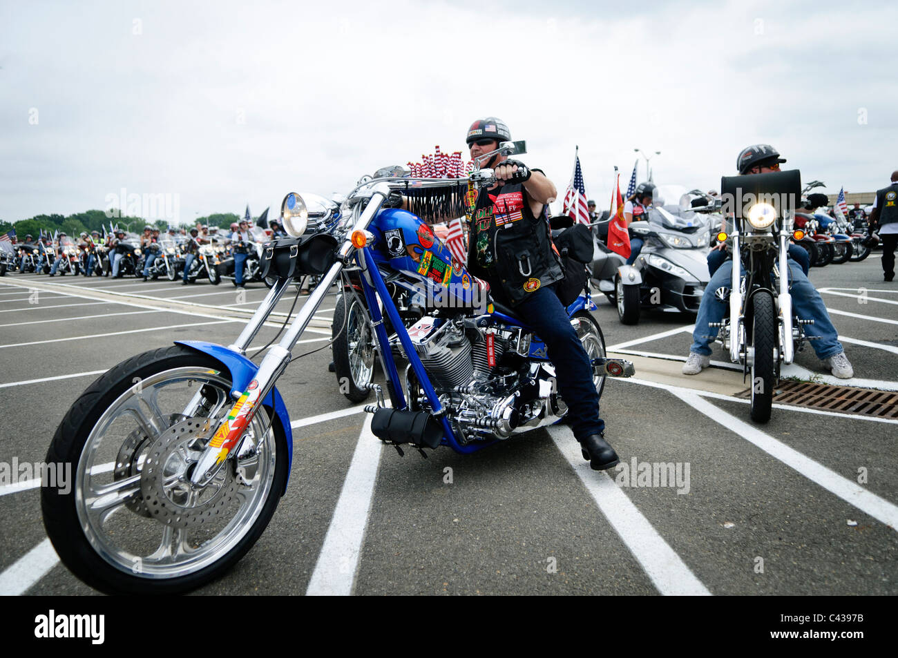 ARLINGTON VA, United States — Motorcyclists depart from the Pentagon's ...
