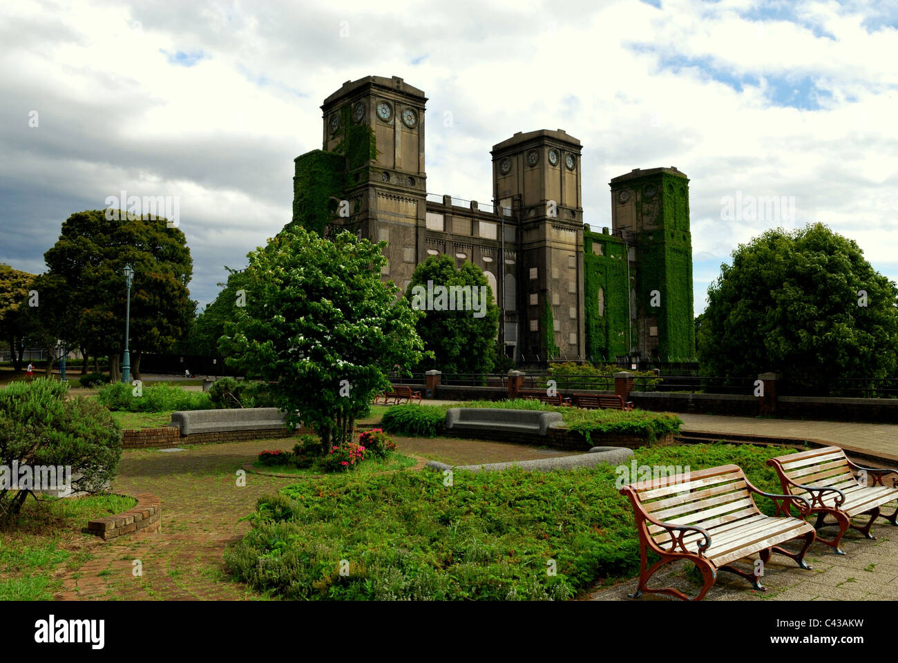 Horse race track stands hi-res stock photography and images - Alamy
