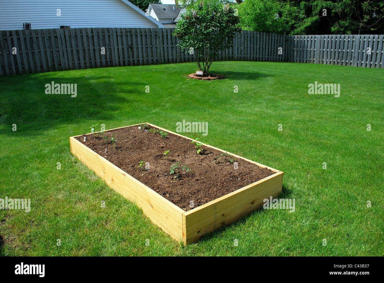 Raised plantings hi-res stock photography and images - Alamy