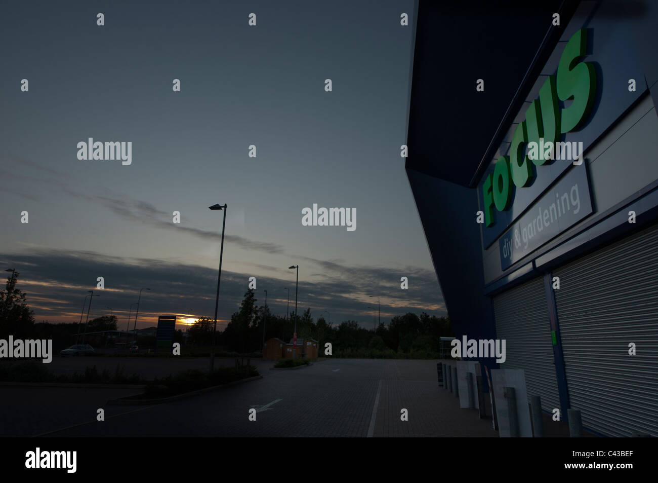 Closed at dusk hi-res stock photography and images - Alamy