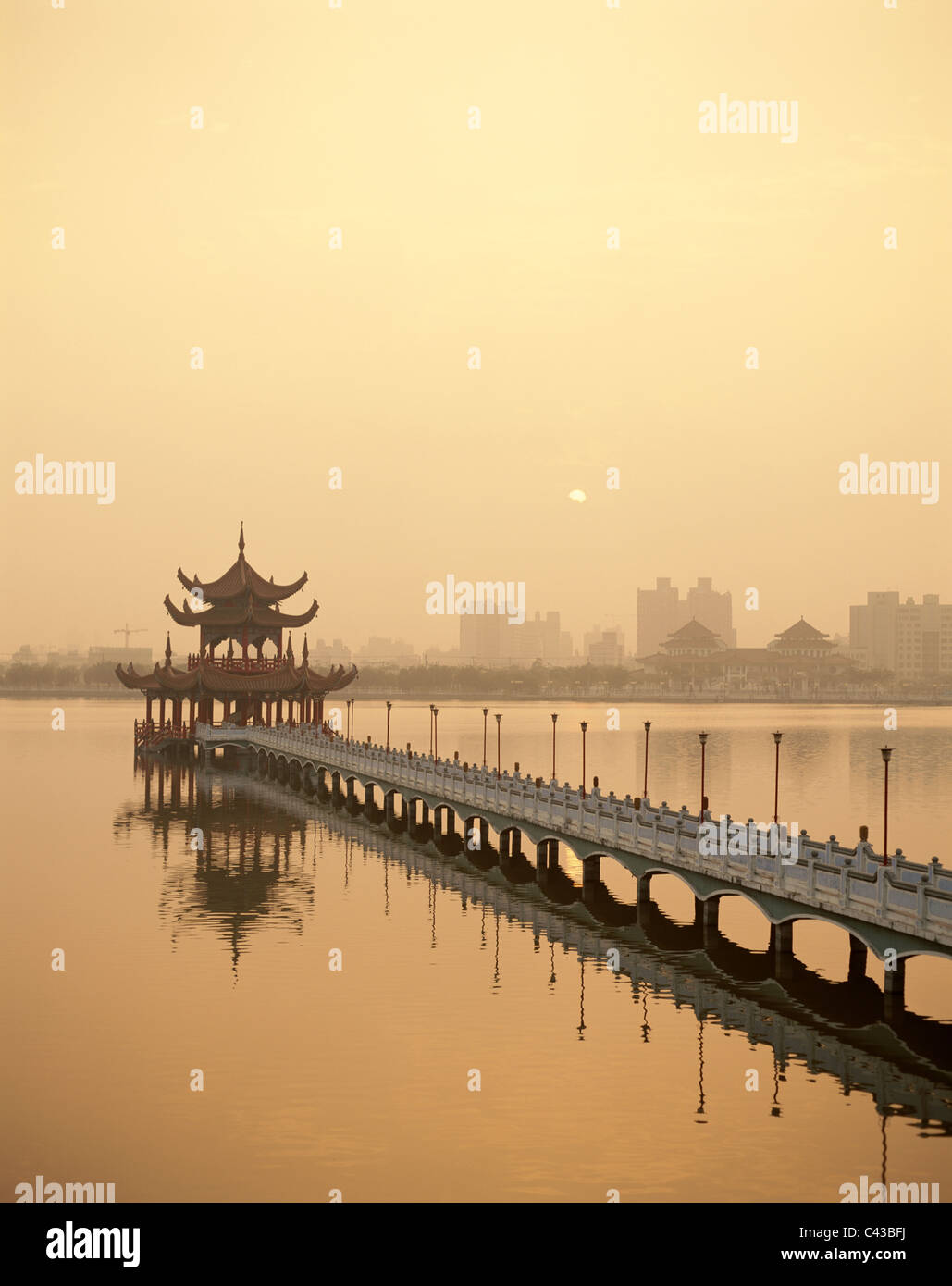 Nine cornered bridge hi-res stock photography and images - Alamy