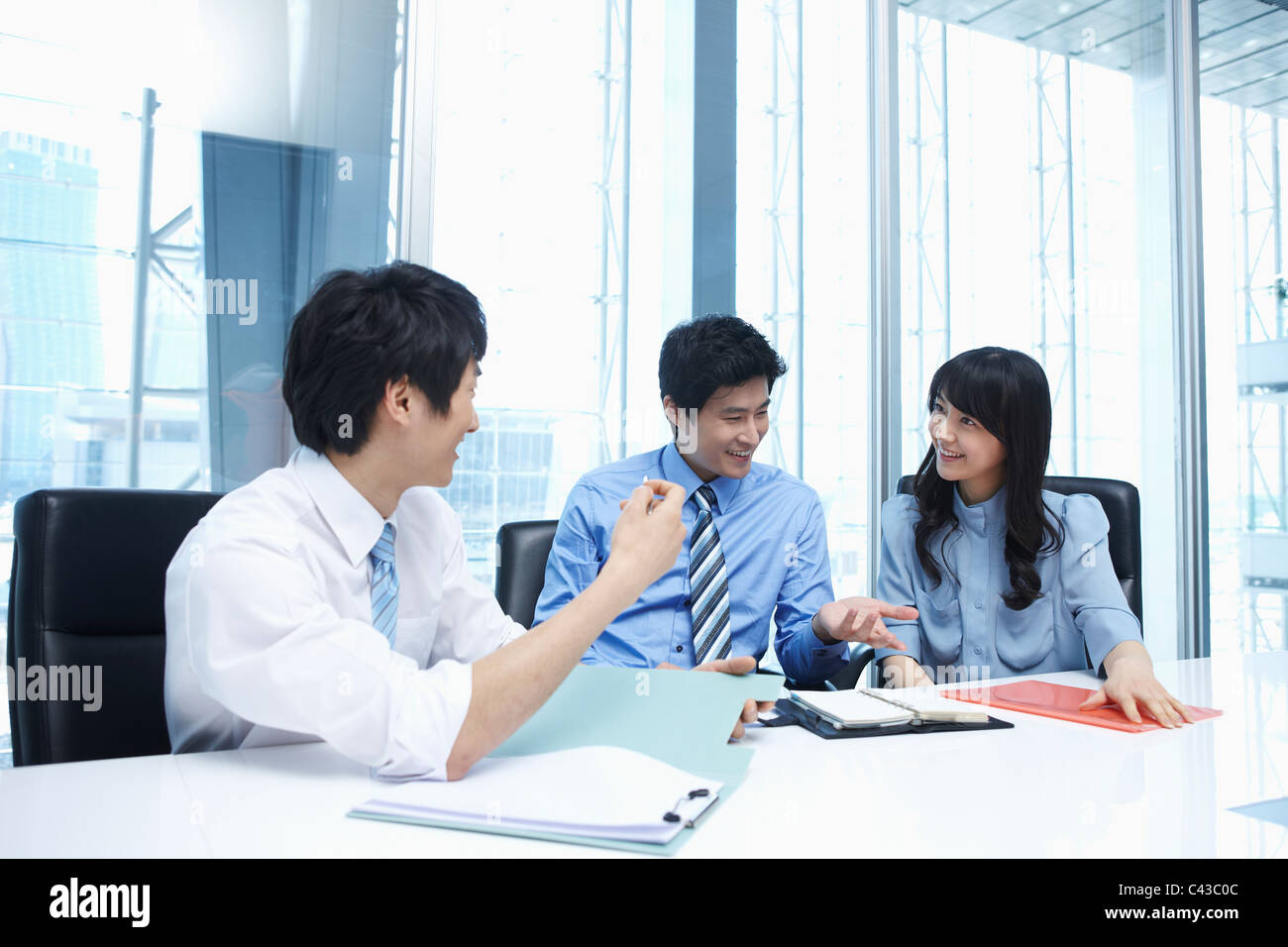 Busines meeting hi-res stock photography and images - Alamy