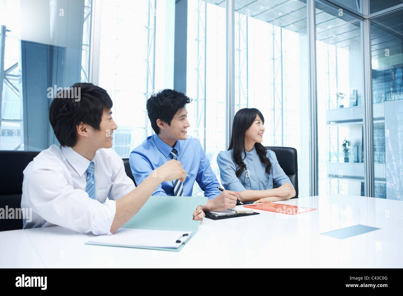 people take partipate in meeting Stock Photo - Alamy
