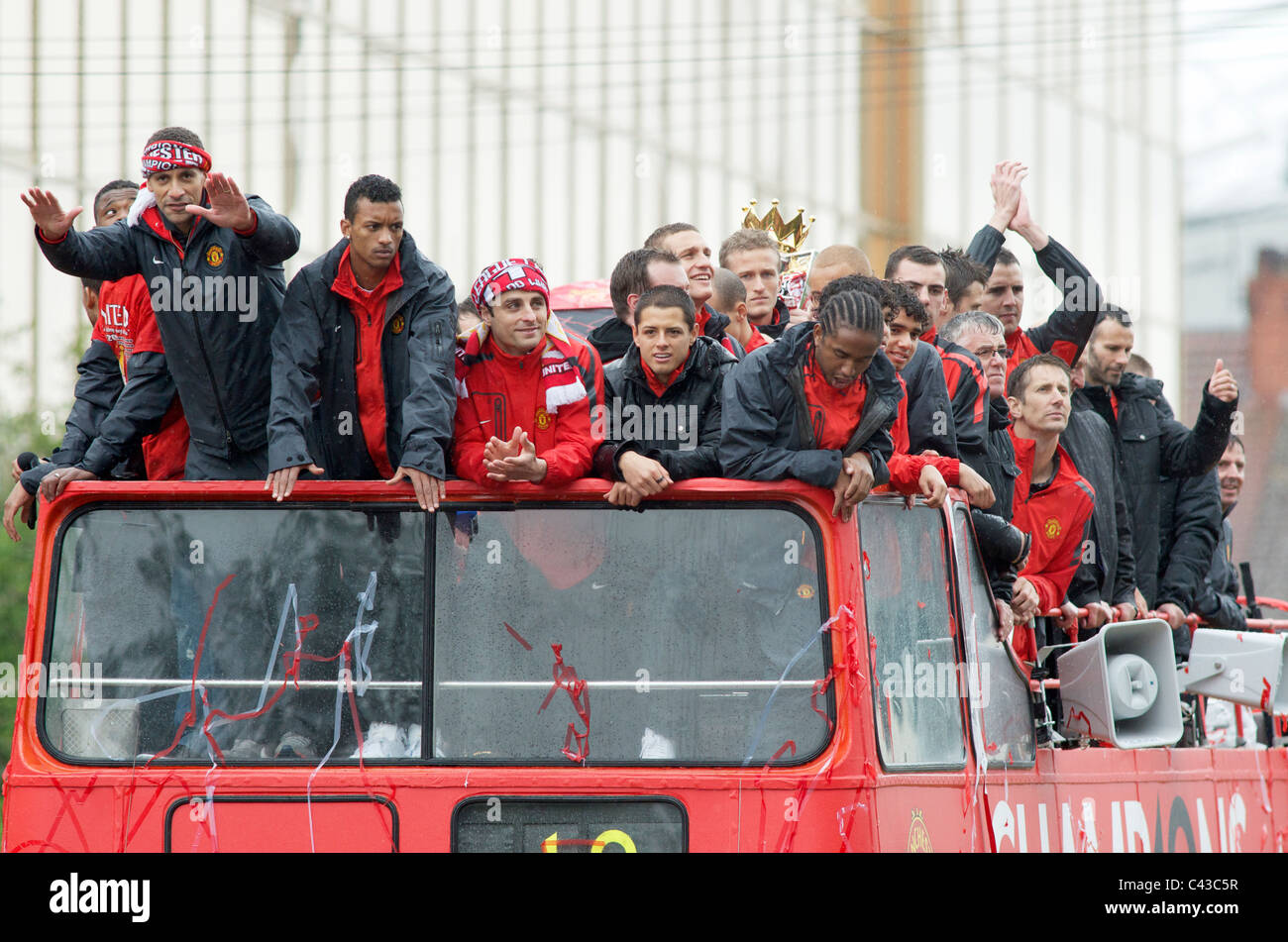 manchester united team on open-top bus celebrate their 19th league ...