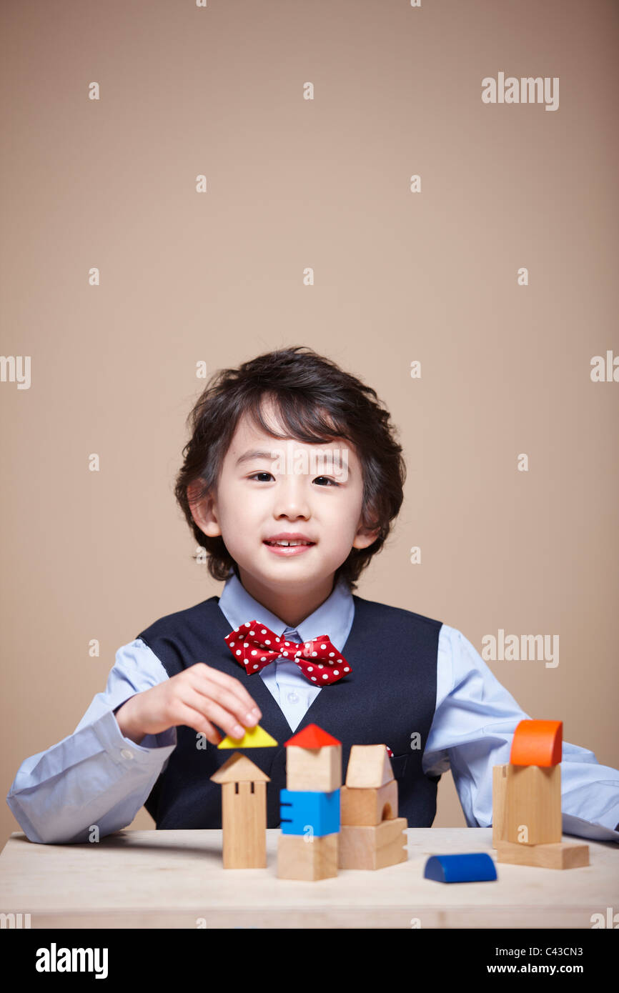 boy playing blocks Stock Photo - Alamy