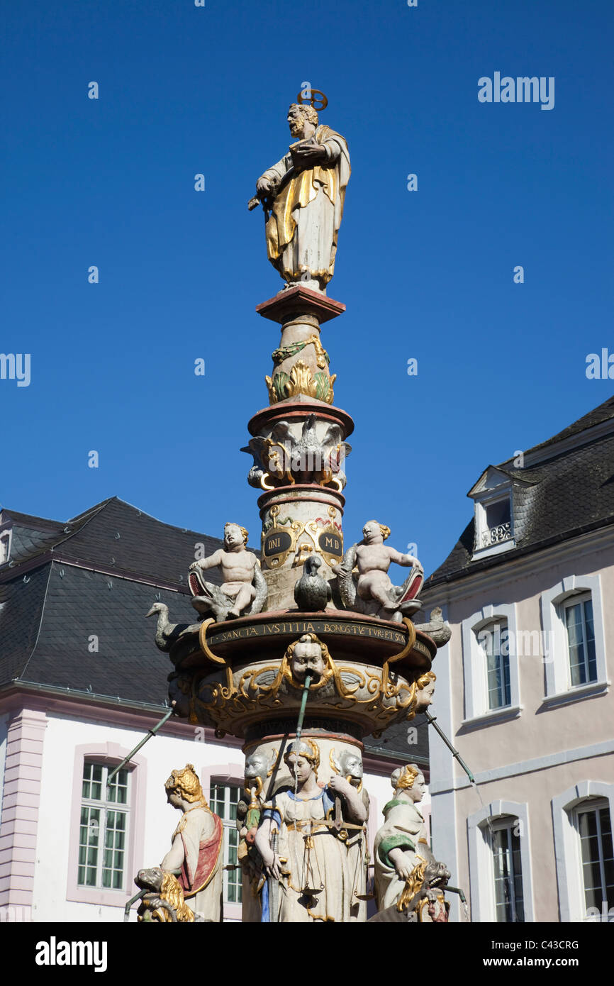 Europe, Germany, Trier, Market Place, St.Peter's Fountain, Fountain ...
